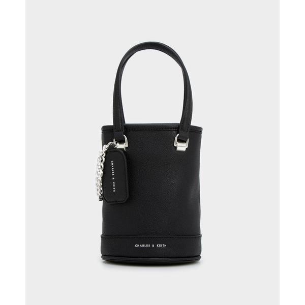 参考価格：11，900円発売時期：2023年02月コンディション：B（目立つ使用感なし）使用感が少ない、または気にならないアイテム全体的：汚れ参考商品名：Avis アビス バケットバッグ参考品番：CK2-10782042【商品に関する注意事...