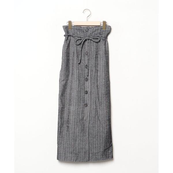 参考価格：8，140円発売時期：2020年11月コンディション：A（使用感なし）数回使用した程度で使用感が感じられないアイテム付属品：ベルト参考商品名：フロントボタンストライプスカート∴参考品番：KB96-25J020ZOZO問い合わせ番号...