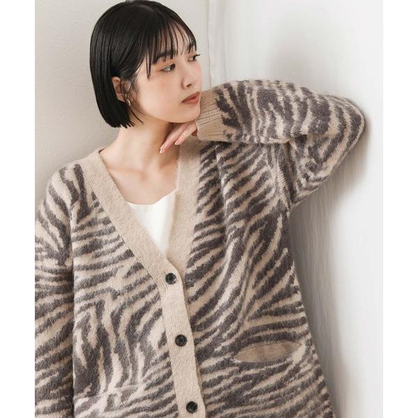 参考価格：19，800円発売時期：2023年10月コンディション：B（目立つ使用感なし）使用感が少ない、または気にならないアイテム全体的：汚れ参考商品名：ゼブラＪＱ起毛加工Ｖネックカーディガン参考品番：SE1057377002【商品に関する...