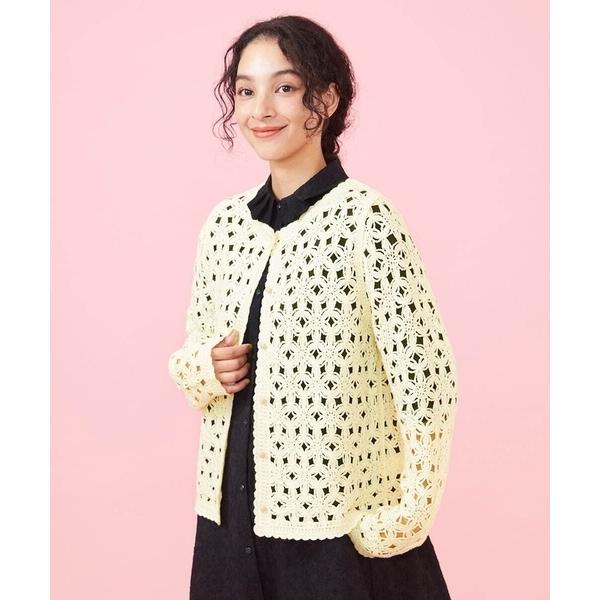 参考価格：26，400円発売時期：2024年08月コンディション：A（使用感なし）数回使用した程度で使用感が感じられないアイテム参考商品名：Varios dulces かぎ針風フラワー刺繍カーディガン参考品番：GJSJW-33240【商品に...