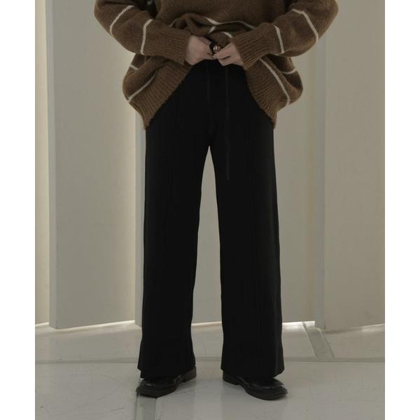 『セール実施中』参考価格：6，820円発売時期：2023年12月コンディション：B（目立つ使用感なし）使用感が少ない、または気にならないアイテム全体的：毛玉参考商品名：center line relax knit pants参考品番：223...