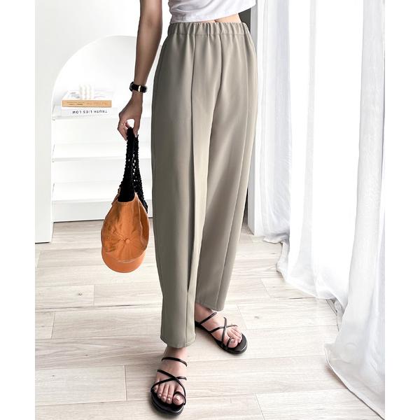 参考価格：3，999円発売時期：2023年06月コンディション：S（新品同様）タグ付きの未使用、または新品同様のアイテム付属品：タグ参考商品名：《JaVa ジャバコラボ》美脚＆お洒落見え バナナパンツ参考品番：jv0940149【商品に関す...