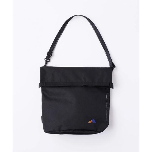 参考価格：6，050円発売時期：2023年04月コンディション：B（目立つ使用感なし）使用感が少ない、または気にならないアイテム全体的：汚れ付属品：タグ参考商品名：MT1996 ショルダートップロールバック参考品番：LAB35656BK，L...