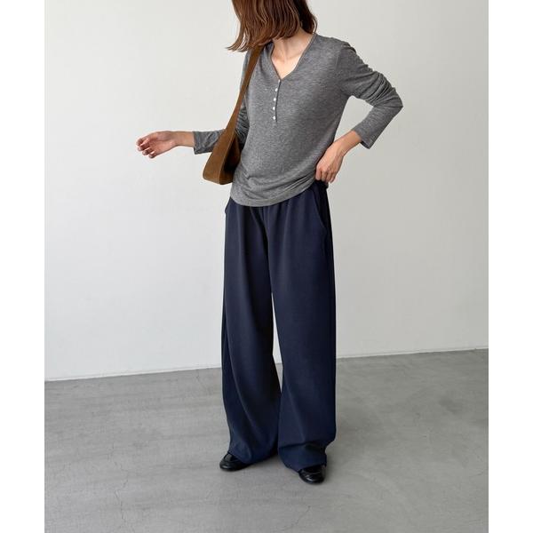 『セール実施中』参考価格：8，250円発売時期：2024年05月コンディション：B（目立つ使用感なし）使用感が少ない、または気にならないアイテム前身頃：汚れ参考商品名：El mar　ワイドレッグスウェットパンツ参考品番：241-000358...