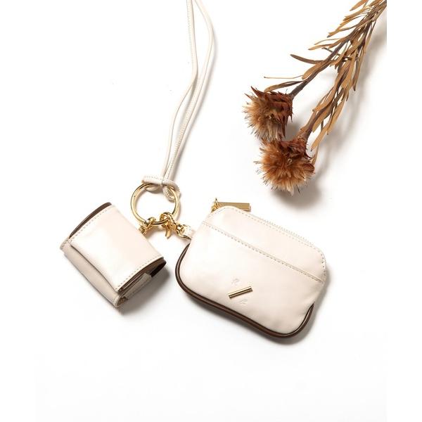 参考価格：6，600円発売時期：2022年02月コンディション：A（使用感なし）数回使用した程度で使用感が感じられないアイテム付属品：タグ参考商品名：Rb カウレザー ２tone 2set multi shoulder参考品番：Rb-221...