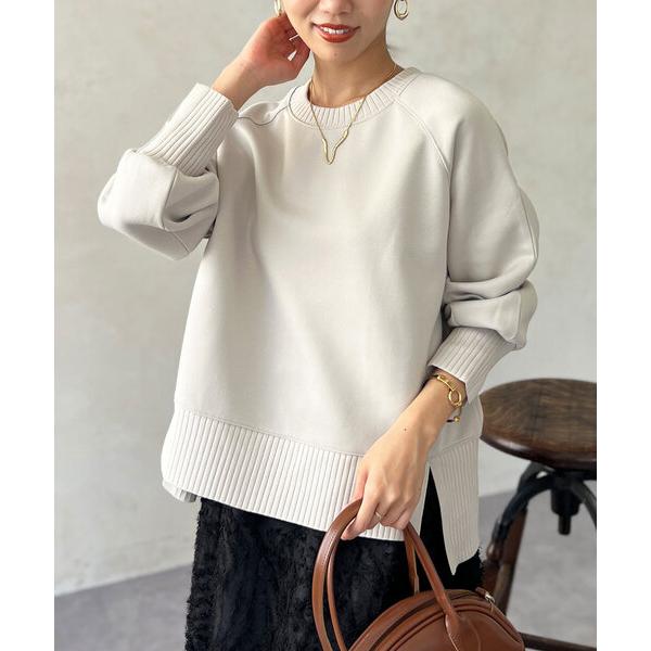 参考価格：5，610円発売時期：2024年08月コンディション：B（目立つ使用感なし）使用感が少ない、または気にならないアイテム全体的：汚れ、毛玉参考商品名：軽量ボンディングラグランプルオーバー参考品番：PGC10A2106A0004【商品...