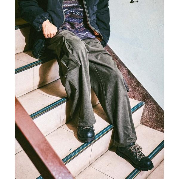 参考価格：8，000円発売時期：2025年10月コンディション：A（使用感なし）数回使用した程度で使用感が感じられないアイテム参考商品名：TRフラノワイドカーゴパンツ参考品番：594124【商品に関する注意事項】・こちらの商品画像は、実物で...