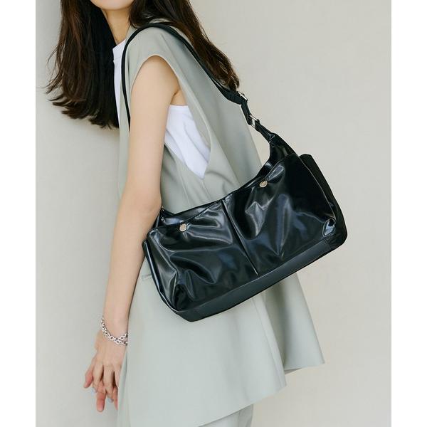 参考価格：16，500円発売時期：2025年05月コンディション：B（目立つ使用感なし）使用感が少ない、または気にならないアイテム全体的：汚れ参考商品名：【Breath TOPKAPI】【軽量430g】Train 防水ポリエステル ワイド ...