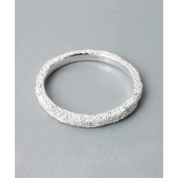 参考価格：15，400円発売時期：2024年02月コンディション：B（目立つ使用感なし）使用感が少ない、または気にならないアイテム全体的：くすみ付属品：箱参考商品名：SILVER925　スターダストリング/レディース/メンズ参考品番：200...