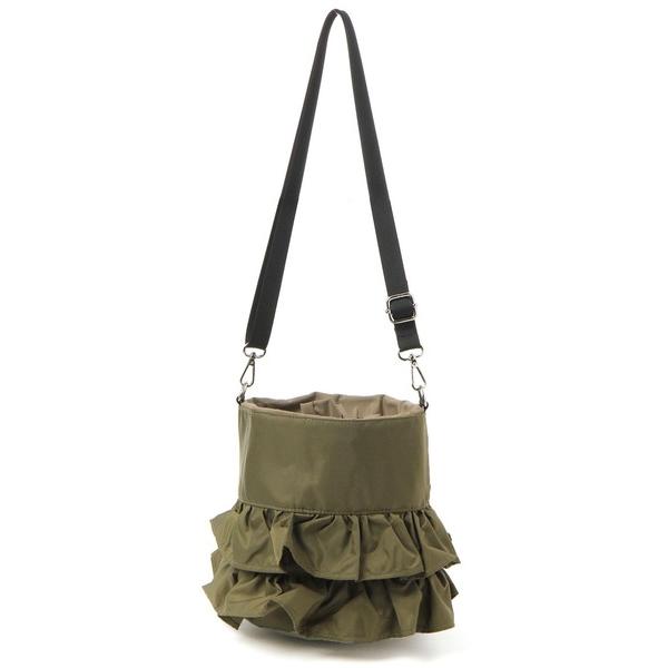 『セール実施中』参考価格：4，950円発売時期：2023年06月コンディション：B（目立つ使用感なし）使用感が少ない、または気にならないアイテム持ち手：型崩れ参考商品名：SALOON(サルーン)/《再入荷》フリルショルダー　マチあり参考品番...