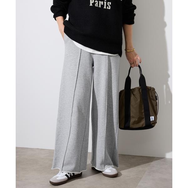 『セール実施中』参考価格：9，900円発売時期：2025年06月コンディション：B（目立つ使用感なし）使用感が少ない、または気にならないアイテム全体的：汚れ参考商品名：《追加》裏毛ワイドパンツ参考品番：25030912306030【商品に関...