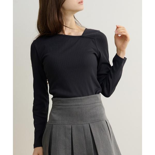 ZOZO問い合わせ番号:103779199ショップ:Lace Ladies，レースレディースブランド:DAYRA，デイラ商品名:アシンメトリー ネック ランダム プリーツ トップスカテゴリ:トップス>Tシャツ/カットソーブランド品番:...