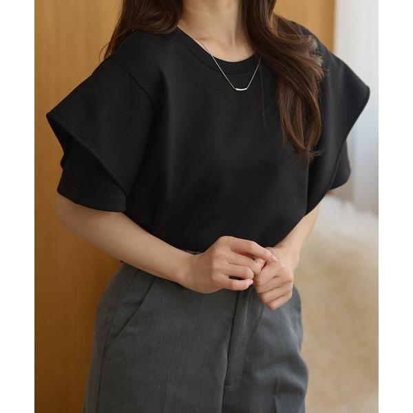 ZOZO問い合わせ番号:103779207ショップ:Lace Ladies，レースレディースブランド:DAYRA，デイラ商品名:クルーネック フリルショルダー 半袖 デザイン トップスカテゴリ:トップス>Tシャツ/カットソーブランド品...