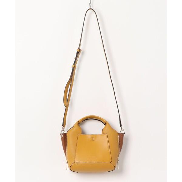 参考価格：55，000円発売時期：2022年04月コンディション：A（使用感なし）数回使用した程度で使用感が感じられないアイテム付属品：保存袋・タグ参考商品名：FURLA GILDA MINI TOTE参考品番：WB00583-BX0181...