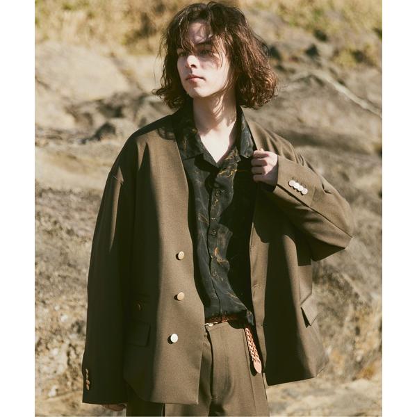 『タイムセール実施中』参考価格：11，880円発売時期：2023年01月コンディション：A（使用感なし）数回使用した程度で使用感が感じられないアイテム参考商品名：Cross collar blazer/クロスカラーブレザー参考品番：CJST...