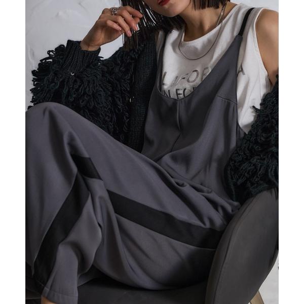 『タイムセール実施中』参考価格：8，250円発売時期：2024年08月コンディション：B（目立つ使用感なし）使用感が少ない、または気にならないアイテム前身頃・後身頃：ひきつれすそ周り：毛玉参考商品名：サイドラインオールインワン参考品番：18...