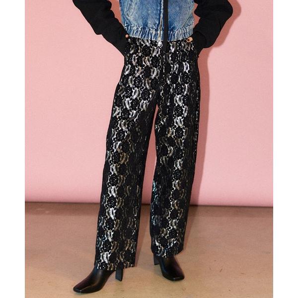 参考価格：19，800円発売時期：2023年09月コンディション：A（使用感なし）数回使用した程度で使用感が感じられないアイテム参考商品名：Metallic Lace Pants/メタリックレースパンツ【MAISON SPECIAL/メゾン...