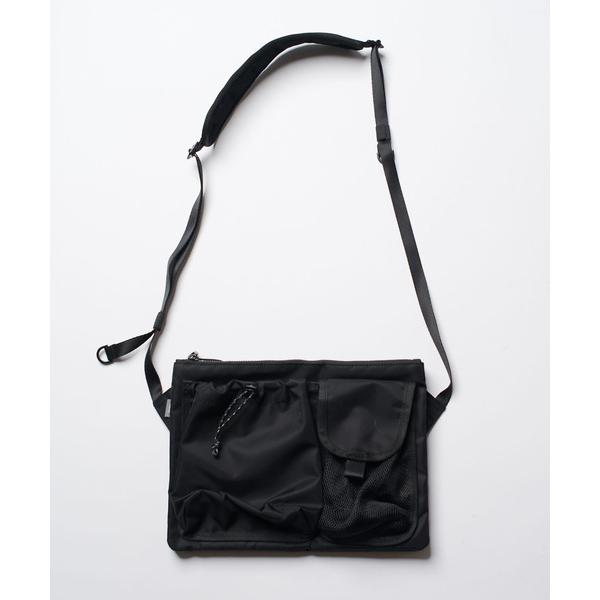 参考価格：9，900円発売時期：2025年04月コンディション：A（使用感なし）数回使用した程度で使用感が感じられないアイテム参考商品名：サコッシュバッグ NESK exclusive for Lui’s参考品番：LUZ2051412A00...