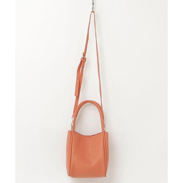 『タイムセール実施中』参考価格：6，490円発売時期：2021年11月コンディション：C（やや使用感あり）使用感があり、やや気になる傷や汚れがあるアイテムショルダーストラップ：ほつれ参考商品名：【CURIBISCUI】スクエア フェイクレザ...