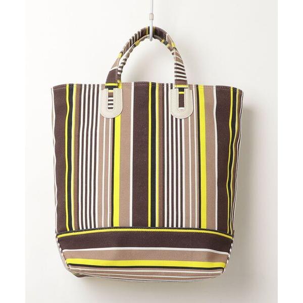 参考価格：16，500円発売時期：2021年04月コンディション：B（目立つ使用感なし）使用感が少ない、または気にならないアイテム底：汚れ持ち手・角：色あせ参考商品名：NOMADIS / ’’ARLES L’’ トートバッグ《ESTNATI...