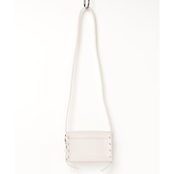 参考価格：42，900円発売時期：2024年09月コンディション：C（やや使用感あり）使用感があり、やや気になる傷や汚れがあるアイテム全体的：汚れ参考商品名：MIRO MINI LEATHER CROSSBODY BAG | MIRO ミニ...