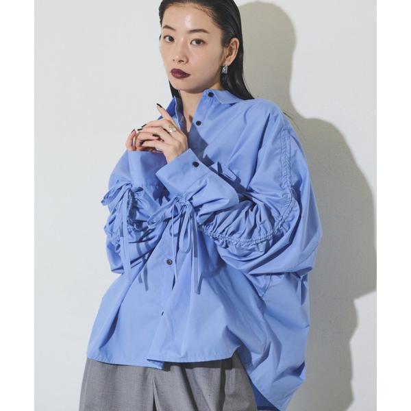 参考価格：5，500円発売時期：2022年12月コンディション：C（やや使用感あり）使用感があり、やや気になる傷や汚れがあるアイテム全体的：色あせ参考商品名：スリーブギャザーオーバーシャツ参考品番：SLIZI0823001/SLWWA032...