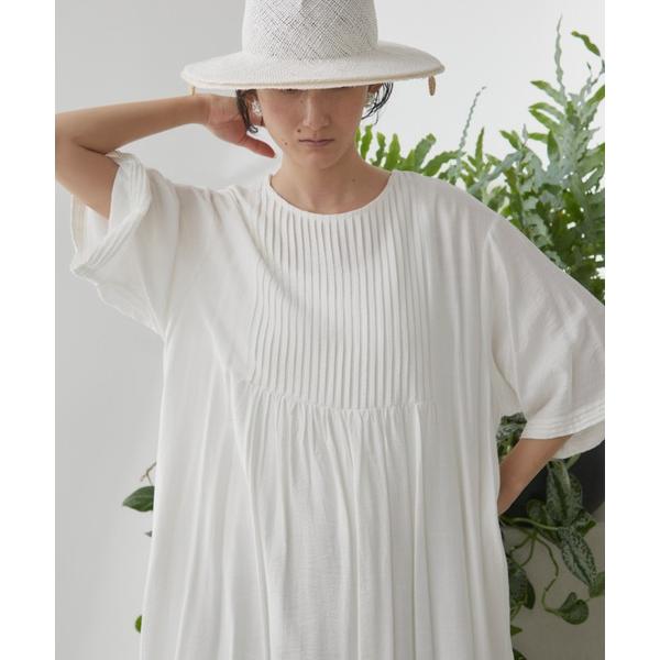 参考価格：5，940円発売時期：2024年06月コンディション：A（使用感なし）数回使用した程度で使用感が感じられないアイテム参考商品名：ピンタックカラーロングワンピース参考品番：LBTIG0624011【商品に関する注意事項】・こちらの商...