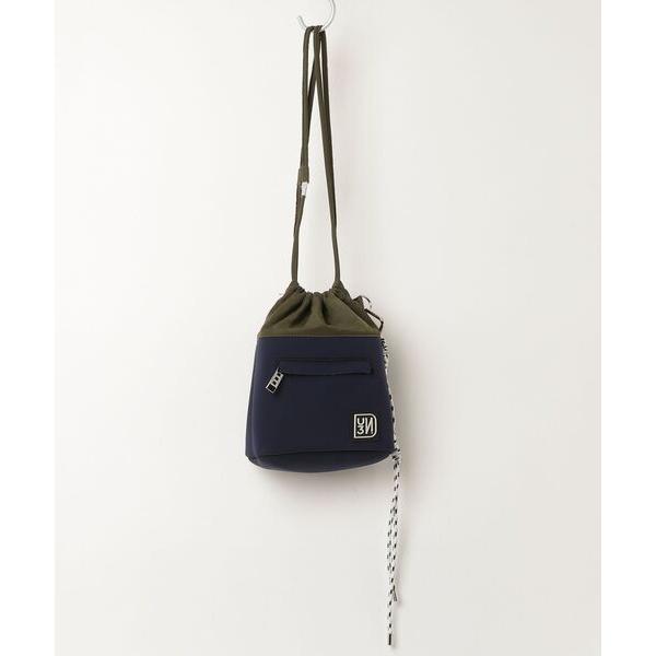 『セール実施中』参考価格：15，400円発売時期：2025年04月コンディション：B（目立つ使用感なし）使用感が少ない、または気にならないアイテム表面：汚れ参考商品名：2WAY DIVER PURSE / 2WAYダイバーパース参考品番：5...