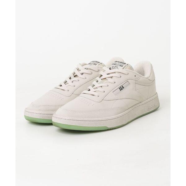 参考価格：16，500円発売時期：2024年01月コンディション：C（やや使用感あり）使用感があり、やや気になる傷や汚れがあるアイテムかかと：擦り減り全体的：汚れ内側：毛玉参考商品名：Reebok CLUB C 85 atmos x WIN...