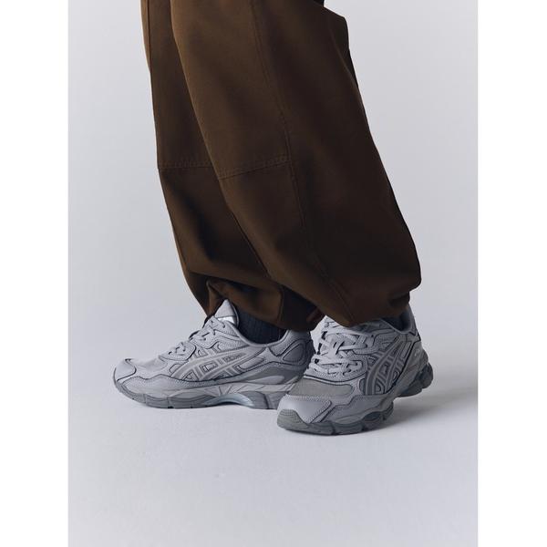 ZOZO問い合わせ番号:103857616ショップ:ASICS，アシックスブランド:ASICS，アシックス商品名:GEL-NYC / ゲルエヌワイシーカテゴリ:シューズ>スニーカーブランド品番:1203A280.021素材:アッパー：...