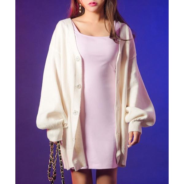 『セール実施中』参考価格：6，989円発売時期：2022年11月コンディション：A（使用感なし）数回使用した程度で使用感が感じられないアイテム参考商品名：Vネックあざといビジュー釦カーディガン参考品番：533029【商品に関する注意事項】・...