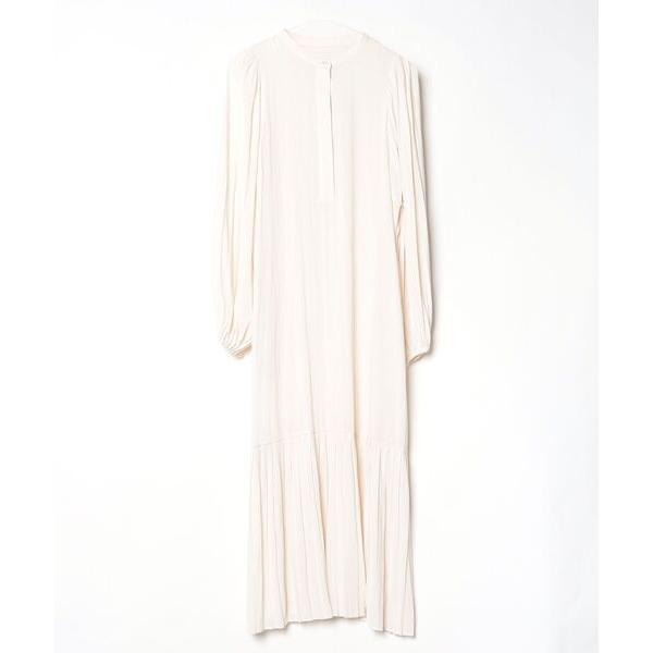 『タイムセール実施中』参考価格：15，400円発売時期：2022年01月コンディション：A（使用感なし）数回使用した程度で使用感が感じられないアイテム参考商品名：【e/rm】スソプリーツドレス 270770参考品番：270770ZOZO問い...