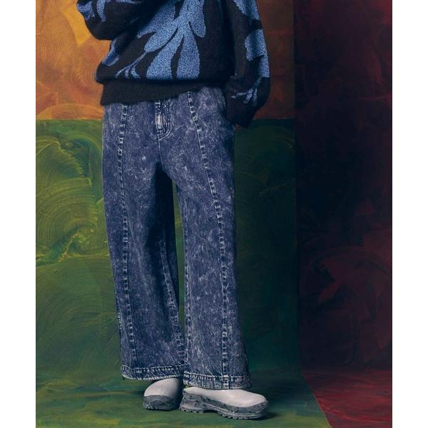 参考価格：18，700円発売時期：2023年11月コンディション：A（使用感なし）数回使用した程度で使用感が感じられないアイテム参考商品名：《UNISEX》11oz Chemical Over-Dye Denim Wide Pants/11...