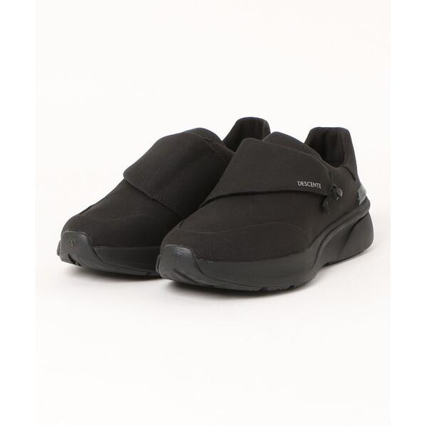 参考価格：15，400円発売時期：2024年08月コンディション：B（目立つ使用感なし）使用感が少ない、または気にならないアイテムソール：汚れつま先・かかと：擦り減り付属品：箱参考商品名：DESCENTE デサント WAYSER RS 24...