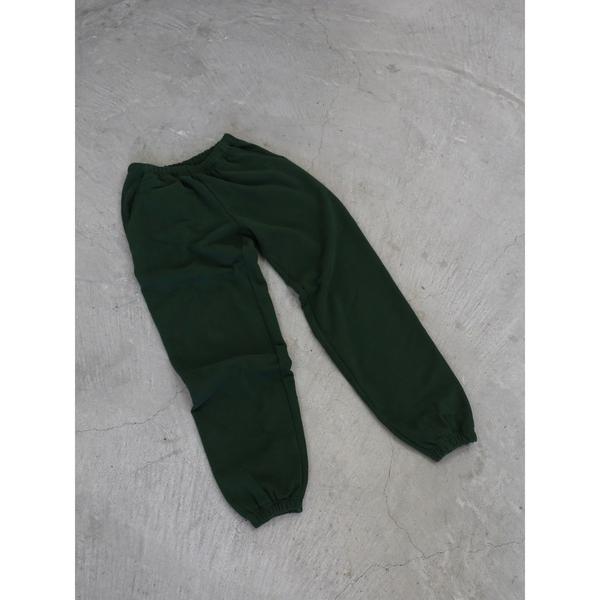 『セール実施中』参考価格：9，980円発売時期：2025年10月コンディション：D（傷・汚れあり）傷や汚れがあるが使用には問題ないアイテム前身頃：汚れ後身頃：汚れ参考商品名：heavy ounce sweat pants参考品番：2503-...