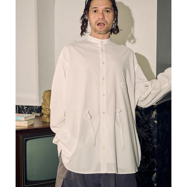 参考価格：14，300円発売時期：2023年02月コンディション：C（やや使用感あり）使用感があり、やや気になる傷や汚れがあるアイテム全体的：汚れ参考商品名：ADAMPATEK / looose m-65 shirt/ルーズシルエットモッズ...