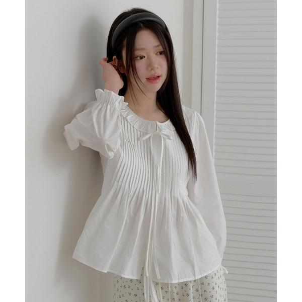 ZOZO問い合わせ番号:103897740ショップ:UNE MANSION，ユヌマンションブランド:UNE MANSION，ユヌマンション商品名:【2026SS新作アイテム】 フロントスモークタックラブリーリボンフリルブラウスカテゴリ:トッ...