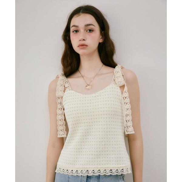 ZOZO問い合わせ番号:103898704ショップ:idem，イデムブランド:idem，イデム商品名:cup in shoulder lace camisole / カップ付き肩レースキャミカテゴリ:トップス>キャミソールブランド品番...