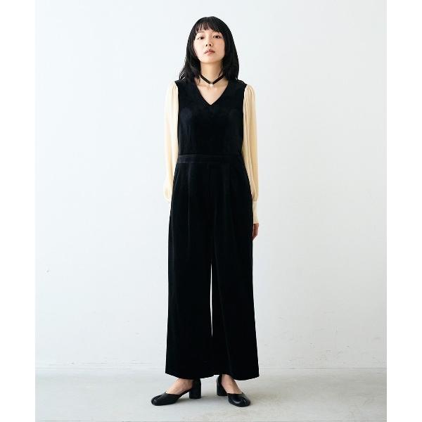 ZOZO問い合わせ番号:103899033ショップ:FELISSIMO，フェリシモブランド:MEDE19F，メデジュウキュウ商品名:ＭＥＤＥ１９Ｆ　高山都さんコラボ　バイカラーオールインワン〈ブラック〉カテゴリ:オールインワン・サロペット&...