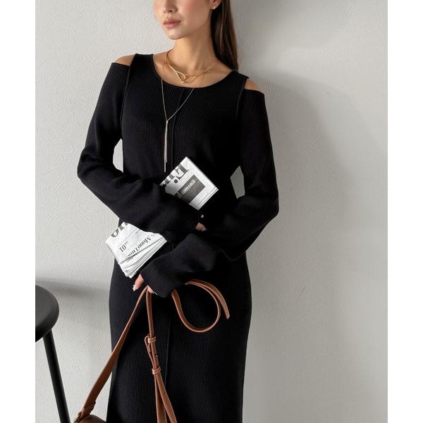 参考価格：7，999円発売時期：2025年09月コンディション：A（使用感なし）数回使用した程度で使用感が感じられないアイテム参考商品名：【Classical Evon】ヘルシーに大人の肌魅せ。肩開きニットワンピース（ロング丈）参考品番：e...