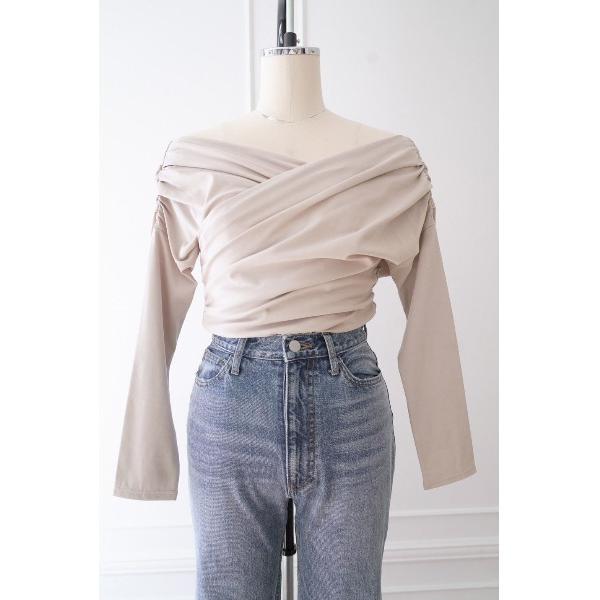 『セール実施中』参考価格：7，700円発売時期：2024年04月コンディション：A（使用感なし）数回使用した程度で使用感が感じられないアイテム参考商品名：Asymmetric Cotton-blend Jersey Top参考品番：1211...