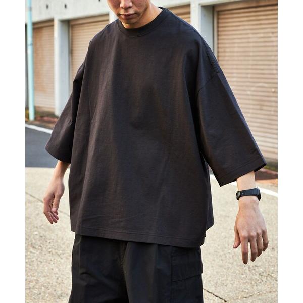 参考価格：3，993円発売時期：2024年02月コンディション：B（目立つ使用感なし）使用感が少ない、または気にならないアイテム全体的：色あせ参考商品名：限定展開 CHOW DOWN/チャウダウン ビッグシルエット ワンポイント刺繍 クルー...