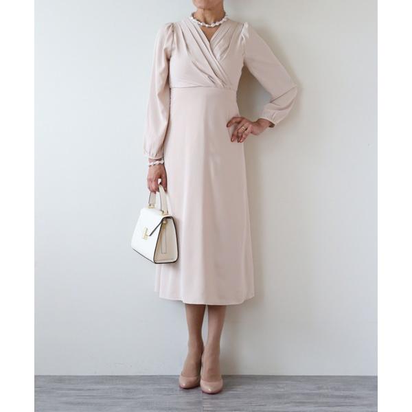 『セール実施中』参考価格：4，990円発売時期：2023年12月コンディション：B（目立つ使用感なし）使用感が少ない、または気にならないアイテム前身頃：汚れ後身頃：ひきつれ参考商品名：カシュクール清楚ワンピース参考品番：MK1-231411...