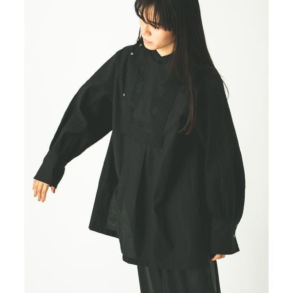 参考価格：19，800円発売時期：2022年12月コンディション：B（目立つ使用感なし）使用感が少ない、または気にならないアイテム前身頃：汚れ参考商品名：【KIARIS vintage＆closet × JS】ドッキングマンダリンシャツ参考...