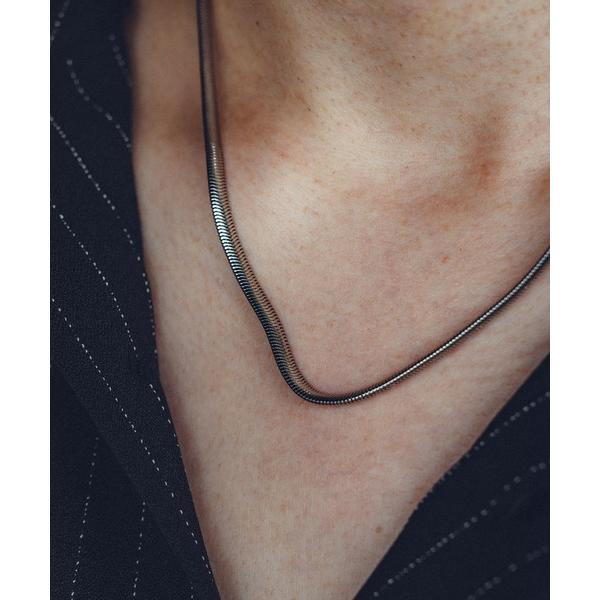 参考価格：5，500円発売時期：2025年06月コンディション：B（目立つ使用感なし）使用感が少ない、または気にならないアイテム留め具：くすみ参考商品名：Snake chain necklace参考品番：105-94963【商品に関する注意...