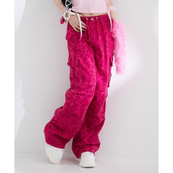 参考価格：8，330円発売時期：2025年05月コンディション：A（使用感なし）数回使用した程度で使用感が感じられないアイテム参考商品名：ピンクレオパードor迷彩ゆるギャルパンツ参考品番：535657【商品に関する注意事項】・こちらの商品画...