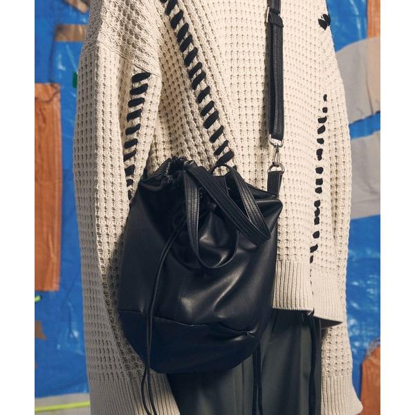 参考価格：4，950円発売時期：2022年06月コンディション：B（目立つ使用感なし）使用感が少ない、または気にならないアイテム表面：汚れ【商品に関する注意事項】・こちらの商品画像は、実物ではなく新品時の画像を掲載しております。・お届けする...