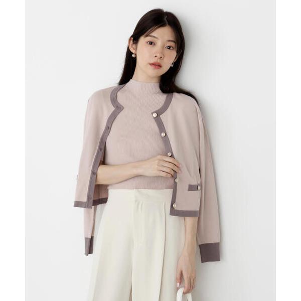 参考価格：11，990円発売時期：2025年07月コンディション：B（目立つ使用感なし）使用感が少ない、または気にならないアイテム首周り・前身頃：汚れすそ周り：汚れ参考商品名：＜ハンドウォッシャブル＞ニュアンス釦ニットアンサンブル / 12...