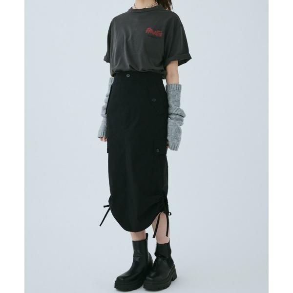 『タイムセール実施中』参考価格：3，960円発売時期：2024年01月コンディション：B（目立つ使用感なし）使用感が少ない、または気にならないアイテム前身頃：汚れ参考商品名：ドロストミリタリースカート参考品番：258HSA31-0241【商...