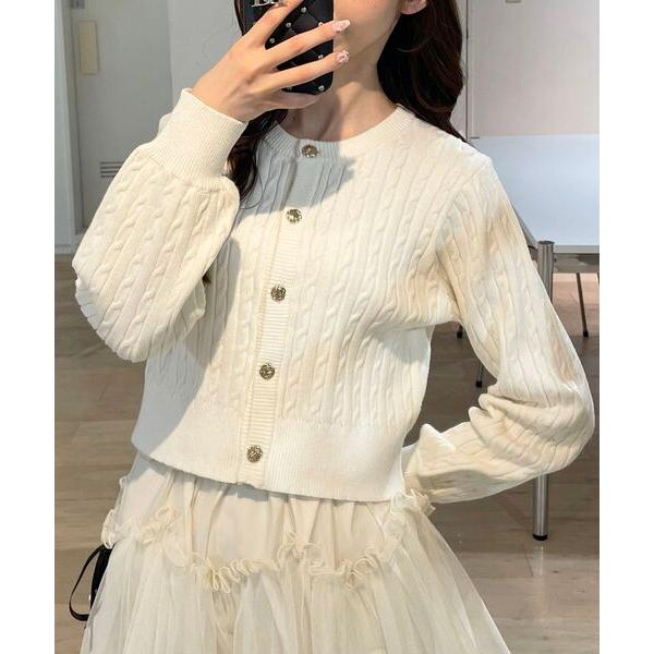 『セール実施中』ZOZO問い合わせ番号:103937429ショップ:MAJESTIC LEGON，マジェスティックレゴンブランド:MAJESTIC LEGON，マジェスティックレゴン商品名:ゴールドボタンケーブルニットカーデカテゴリ:トップ...